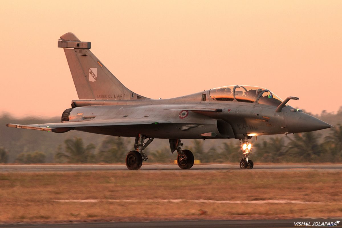 FIRST HAND: Flying The Dassault Rafale - Livefist